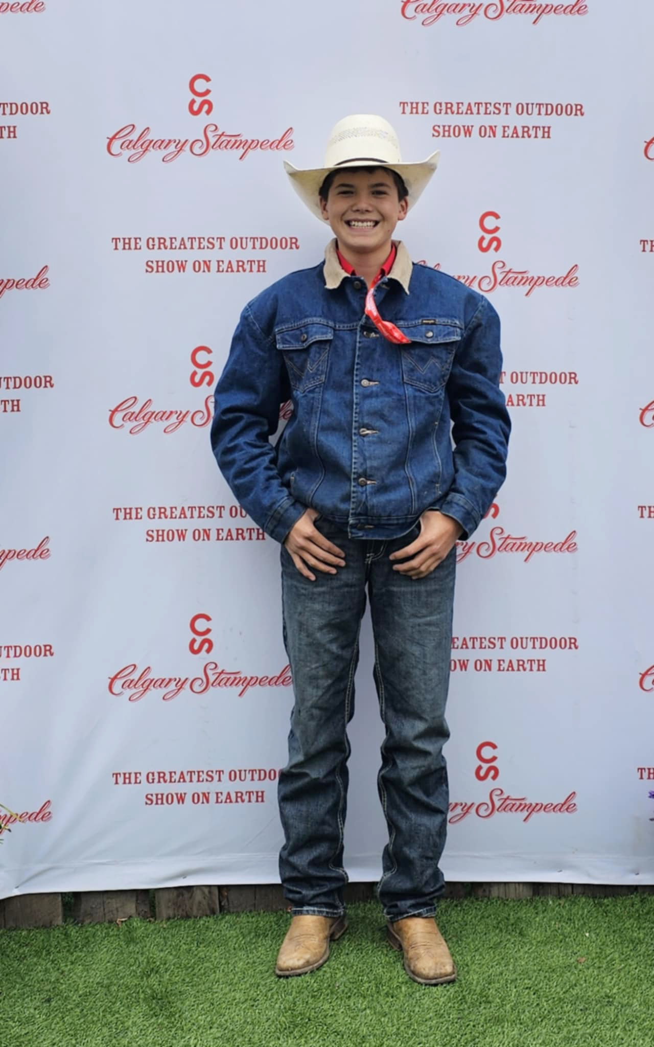 Riske Creek junior steer rider wins 2nd overall at Calgary Stampede ...